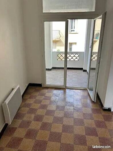 Appartement à louer - Toulon - 2 pièces - 1 chambre