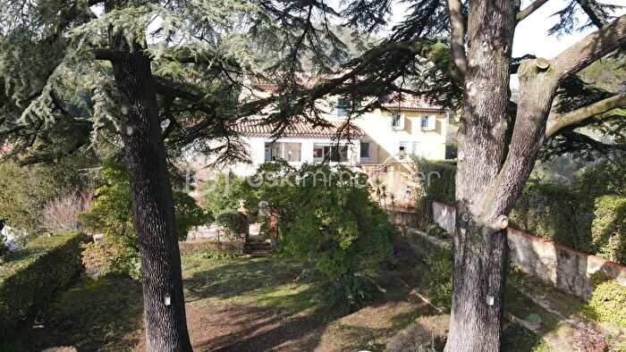 Maison à vendre - Alès, Brésis, Prés Rasclaux - 8 pièces - 6 chambres