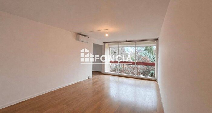 Appartement 4 pièces à louer à Centre Nord, Apt