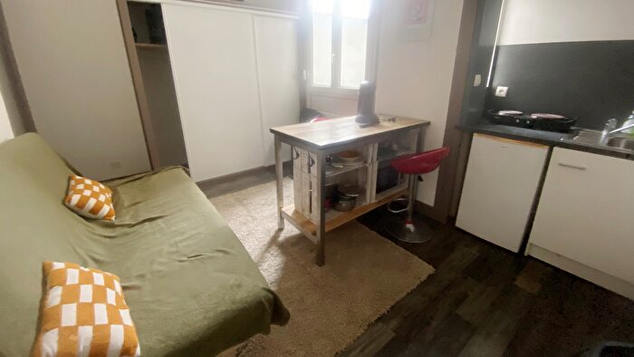 Appartement à louer - Vichy, Coeur de Ville - 1 pièce