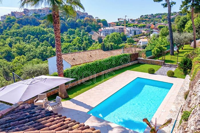 Maison à vendre - Gattières - 5 pièces - 4 chambres