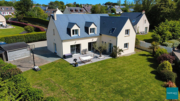 Urville-Nacqueville - Maison 6 pièces à vendre