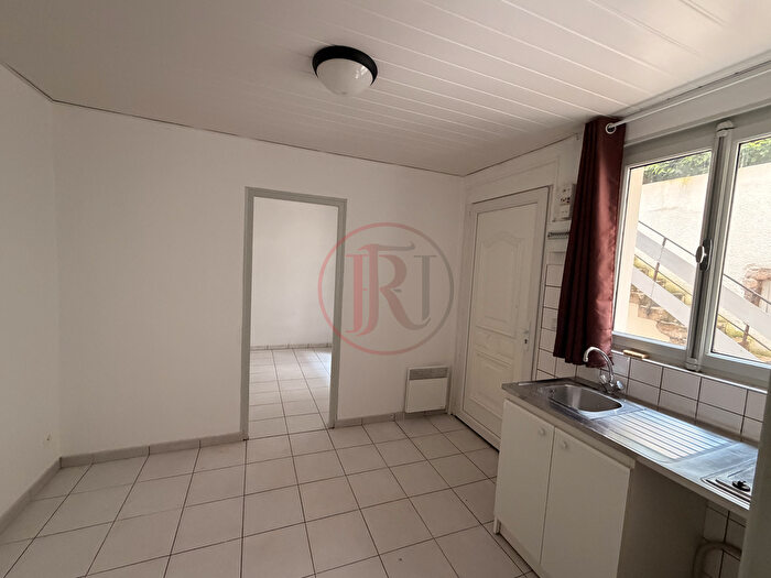 Vesoul, Grand Gresil, Stade, Saint-Ferjeaux - Appartement 1 pièce à vendre