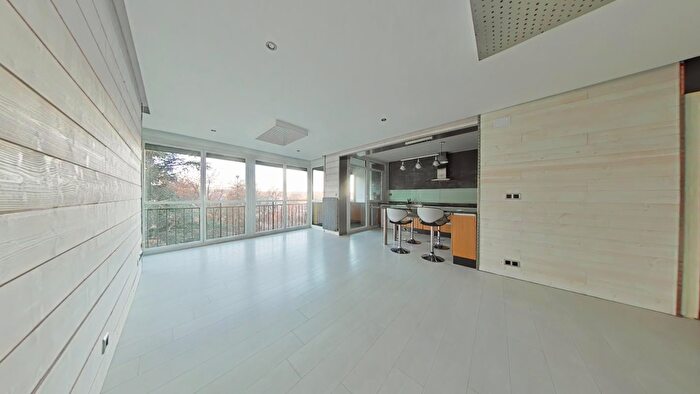 Appartement à louer - Villars - 5 pièces - 4 chambres