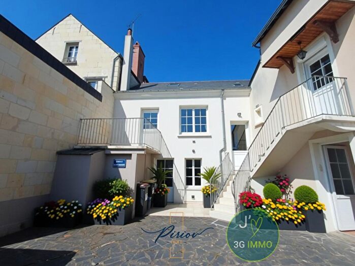 Maison 7 pièces à vendre à Gennes