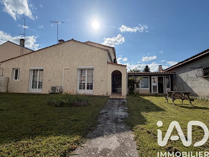Maison 5 pièces à vendre à Saint-Yzan-de-Soudiac