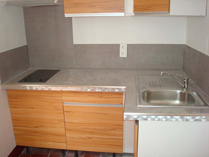 Appartement à louer - Salon-de-Provence, Morgan, Gare - 2 pièces - 1 chambre