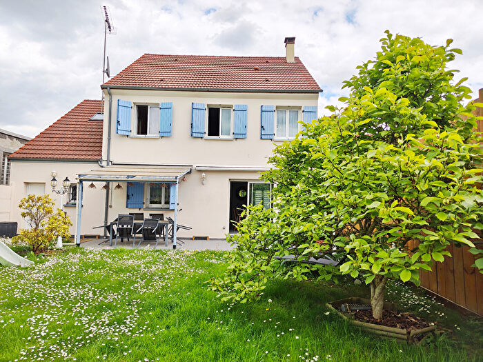 Maison 8 pièces à Villemomble, Les Coquetiers, à vendre