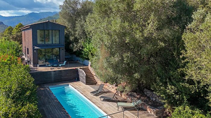 Lecci : Maison 4 pièces à vendre