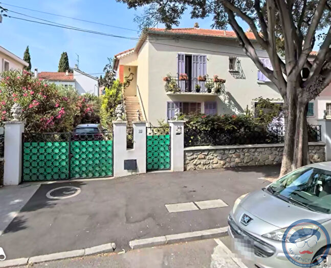 Maison à vendre - La Seyne-sur-Mer, Ouest - 5 pièces - 4 chambres