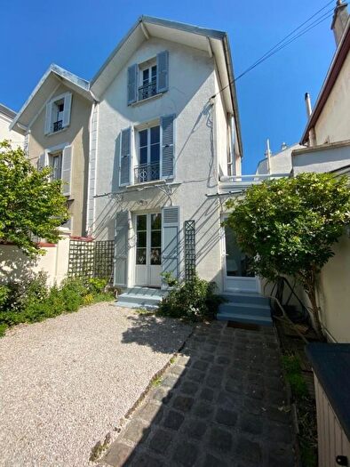 Maison 4 pièces à louer à Asnières-sur-Seine, Bécon, Bourguignons