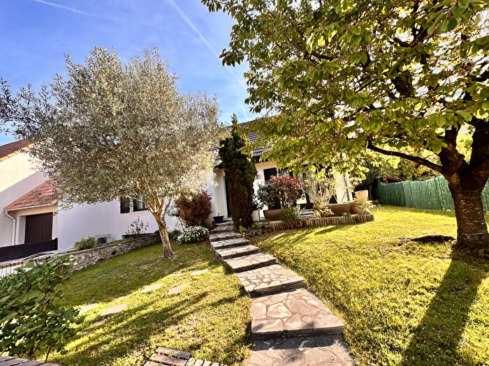 Noisy-le-Grand : Maison 6 pièces à vendre