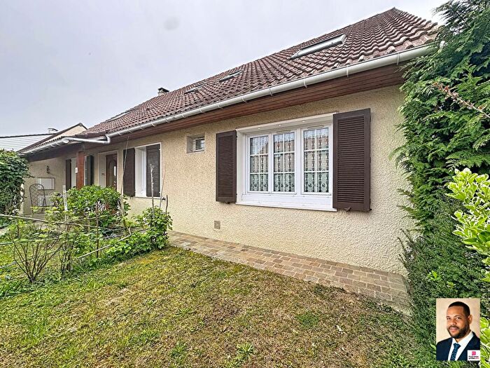 Maison 7 pièces à vendre - Le Plessis-Pâté