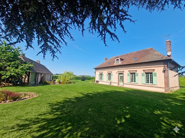 Nonancourt : Maison 8 pièces à vendre