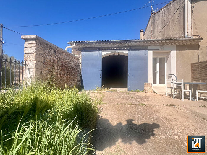 Maison à vendre - Sainte-Anastasie - 1 pièce