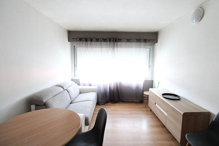 Le Puy-en-Velay, Breuil, Carmes : Appartement 1 pièce à louer