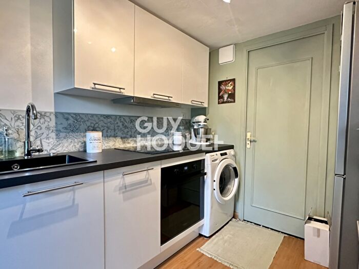 Maison 5 pièces à vendre à Le Houlme