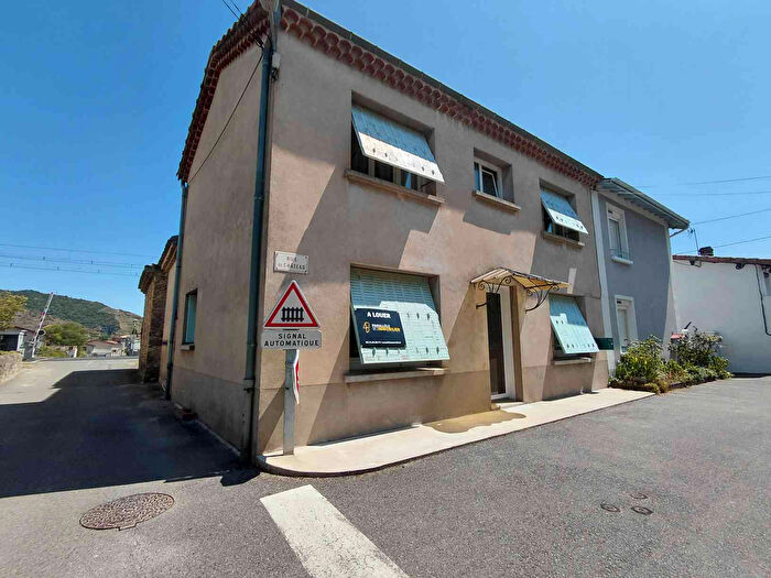 Maison 4 pièces à Saint-Jean-de-Muzols, à louer
