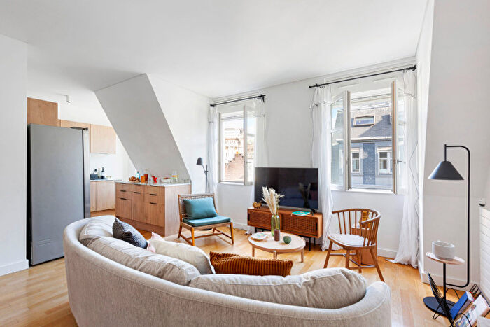 Appartement 1 pièce à Paris 9ème, Opéra, à louer