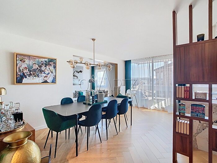 Appartement à vendre - Le Chesnay, Nouveau Chesnay - 5 pièces - 3 chambres