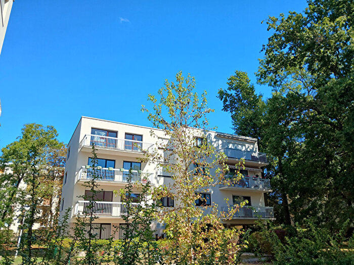 Appartement 4 pièces à Le Plessis-Trévise, François Mansard, à vendre