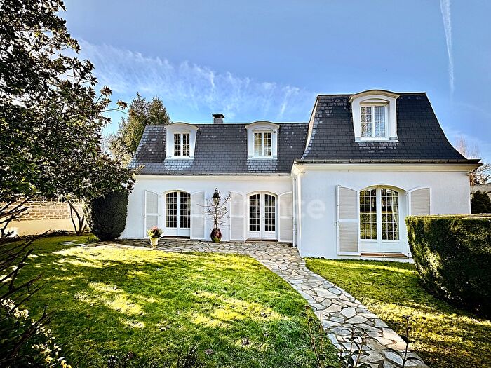 Maison à vendre - Maisons-Laffitte, Est - 9 pièces - 6 chambres