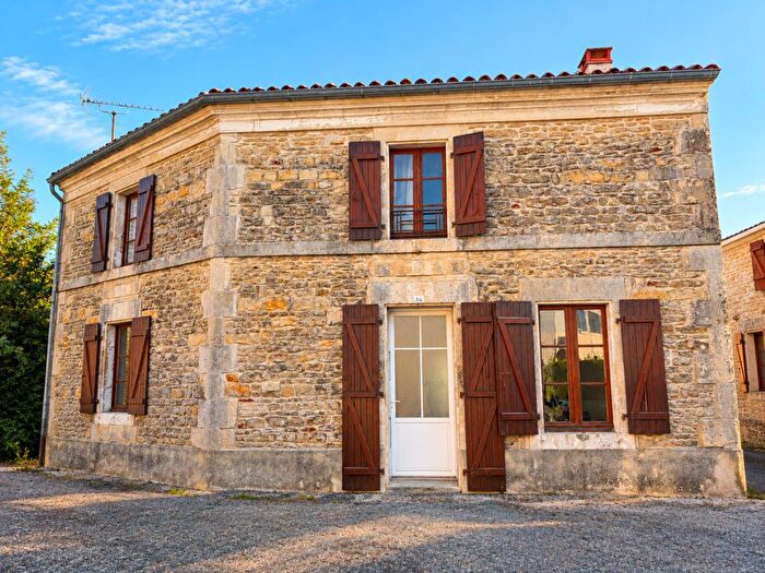 Maison 4 pièces à vendre à Saint-Michel-en-l'Herm