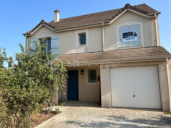 Maison 4 pièces à vendre à Saint-Germain-Laxis