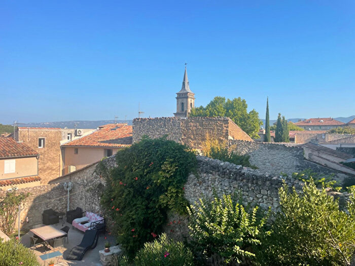 Maison à vendre - La Roque-dAnthéron - 7 pièces - 5 chambres