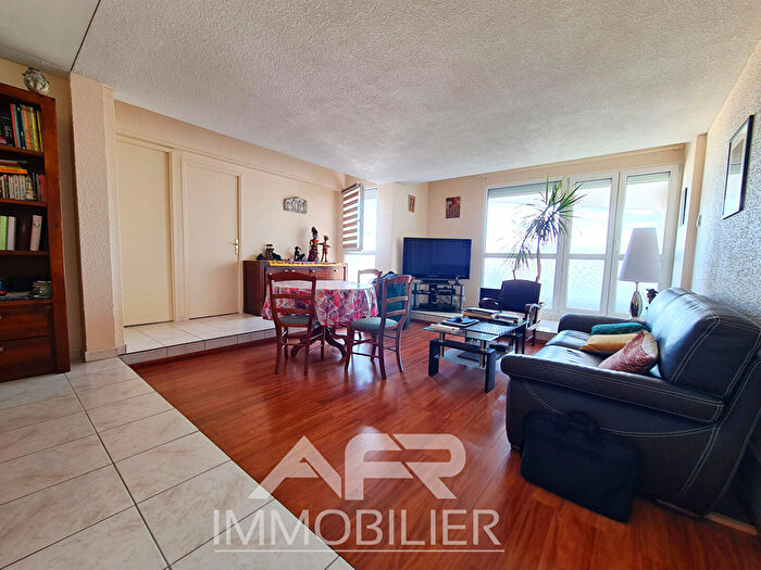 Appartement à vendre - Chatou, Nord - 2 pièces - 1 chambre