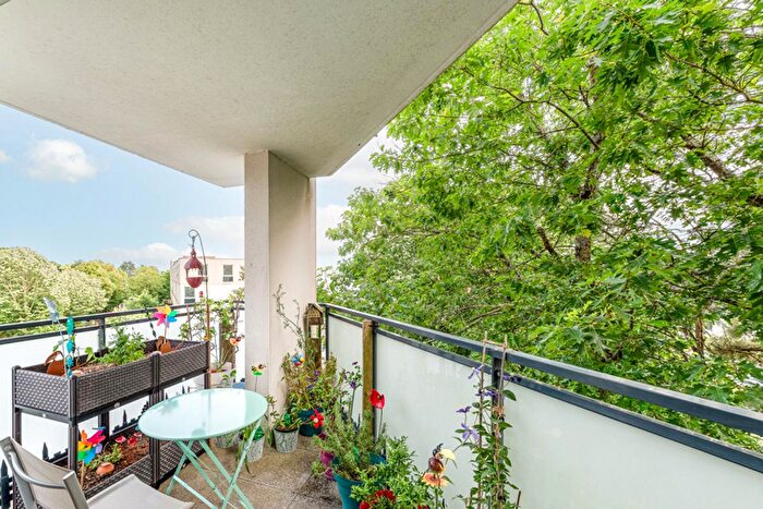 Appartement à vendre - Nantes, Sainte-Thérèse, Rond-Point de Vannes - 2 pièces - 1 chambre