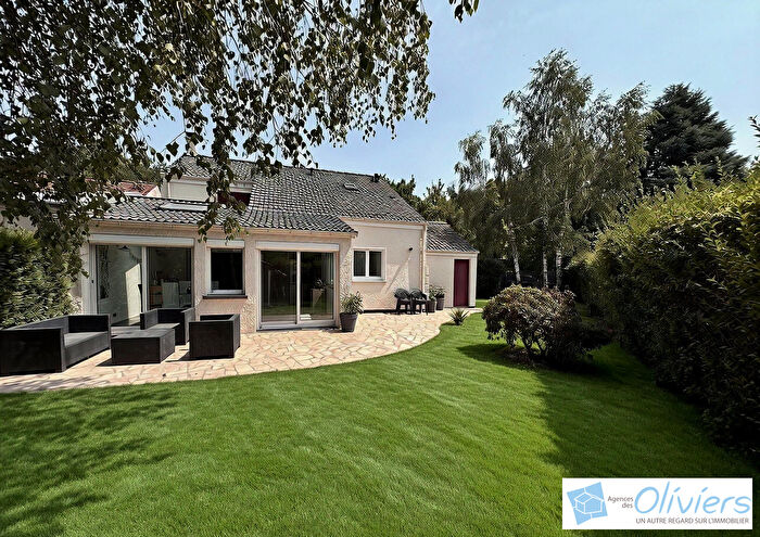 Voisins-le-Bretonneux - Maison 6 pièces à vendre