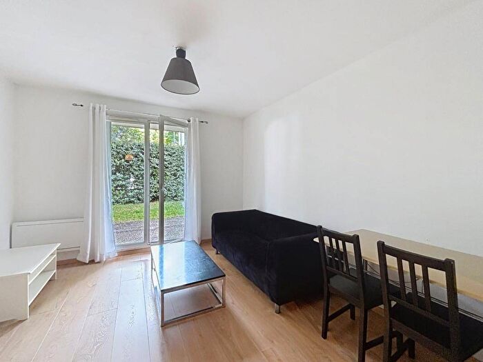 Appartement 2 pièces à Barrière-de-Paris, Toulouse, à louer