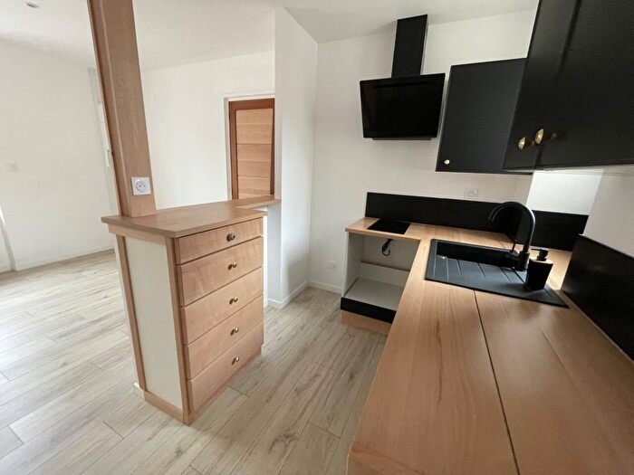 Appartement à louer - Centre Ville, LAigle - 2 pièces - 1 chambre