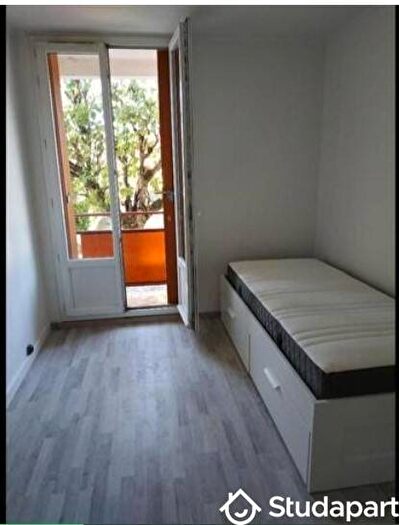 Appartement 1 pièce à louer - Le Fort, Vitry-sur-Seine