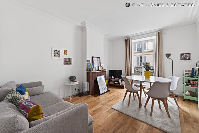 Appartement à vendre - Paris e , Champ de Mars - 3 pièces - 1 chambre