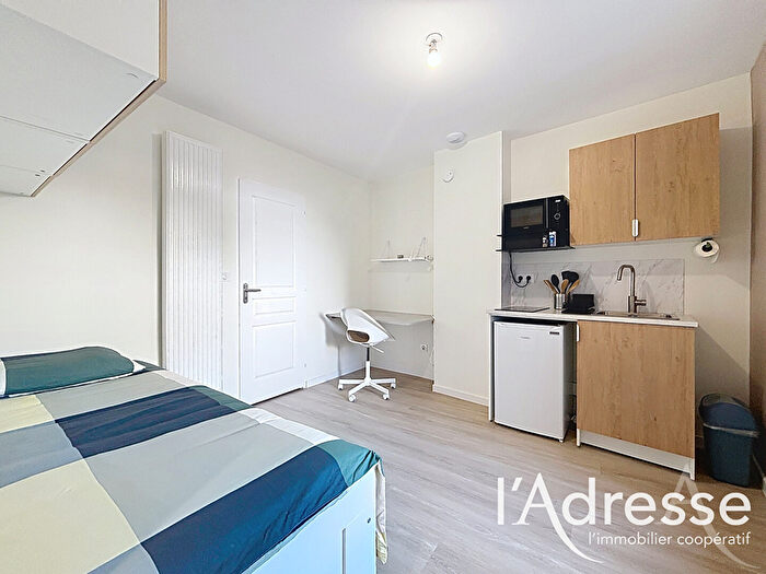Metz, Devant les Ponts : Appartement 1 pièce à louer