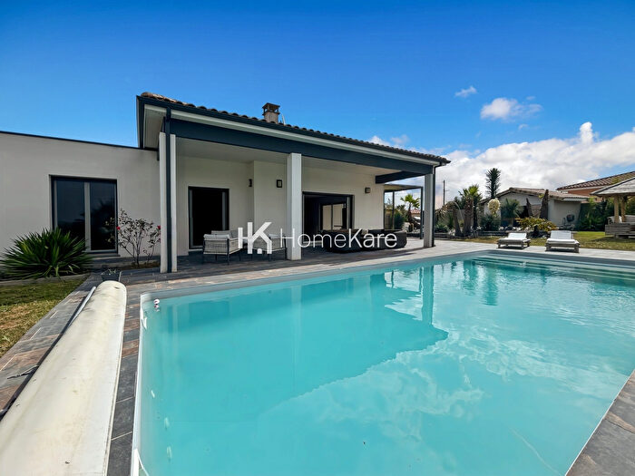 Maison 5 pièces à L'Isle-Jourdain, à vendre