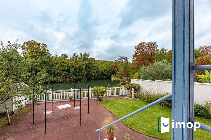 Maison à vendre - Chennevières-sur-Marne, Marne, Coteau Nord - 5 pièces - 3 chambres