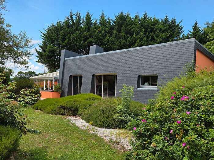 Maison à vendre - Pédernec - 9 pièces - 4 chambres