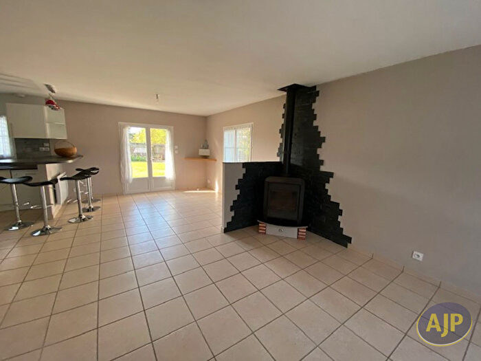 Maison à louer - Gétigné - 5 pièces - 3 chambres