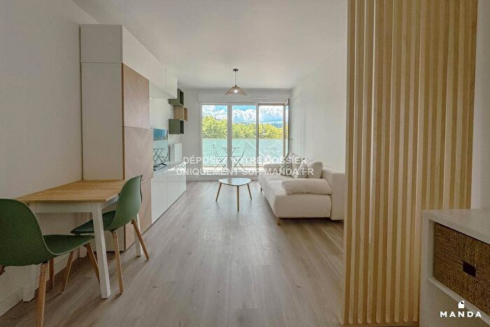 Appartement 1 pièce à louer à Rueil sur Seine-Plaine-Gare, Rueil-Malmaison