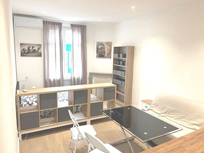 Appartement à louer - Aubanel, Le Cannet - 1 pièce