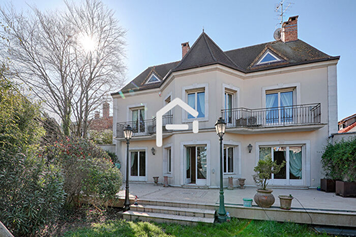Maison à vendre - Orly, Parc de la Cloche - 10 pièces - 6 chambres