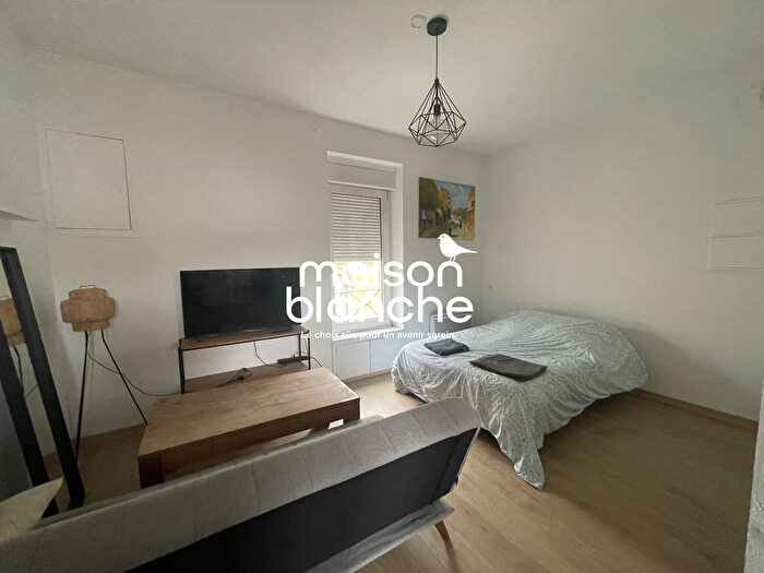 Appartement à louer - Bordeaux, Victoire, Sainte-Eulalie - 1 pièce