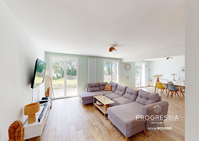 Saint-Sauveur-d'Émalleville : Maison 6 pièces à vendre