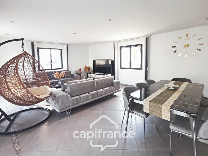 Maison à vendre - Allériot - 7 pièces - 4 chambres