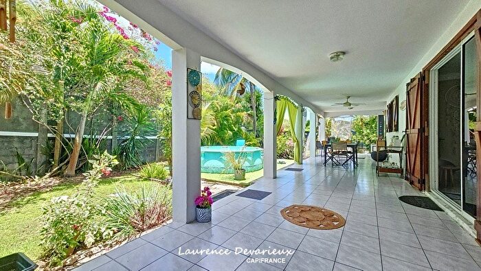 Maison à vendre - Saint-François - 4 pièces - 3 chambres