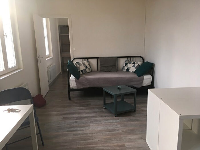 Appartement à louer - Pont-Sainte-Maxence, Sarron - 2 pièces - 1 chambre