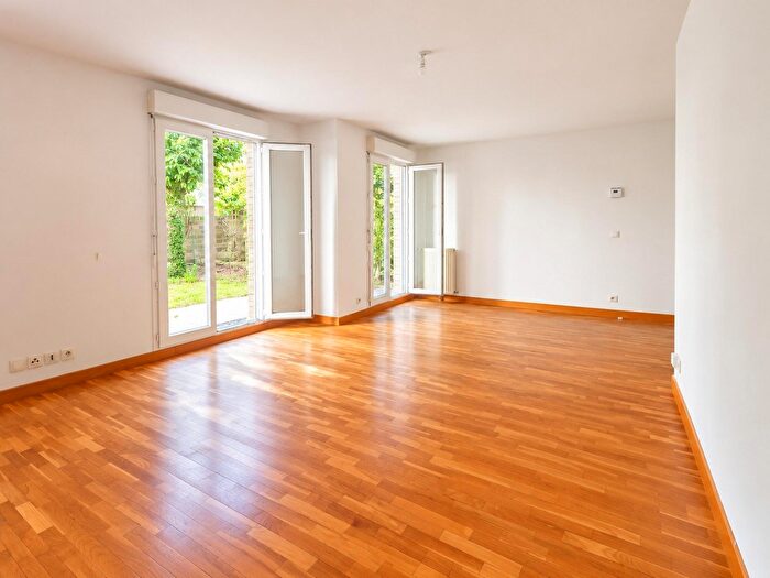Brétigny-sur-Orge, Centre-ville : Appartement 3 pièces à vendre
